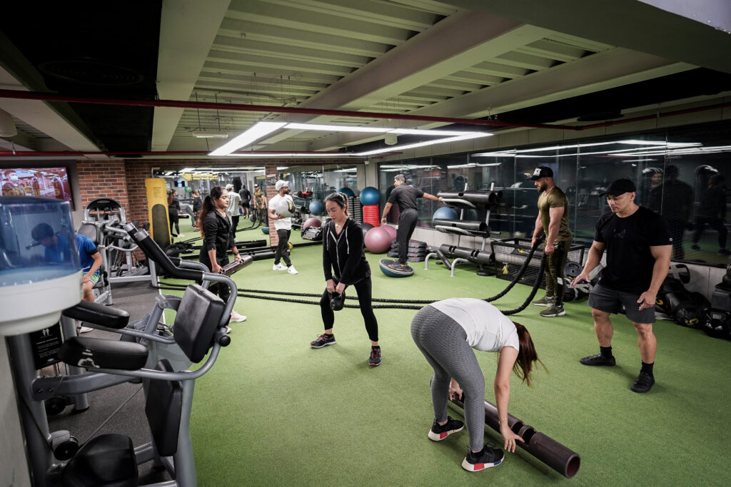 Reef Mall – Mixed Gym – Uform Fitness