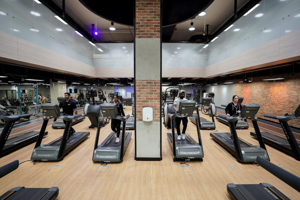 Reef Mall – Mixed Gym – Uform Fitness