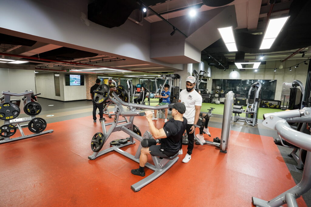 Reef Mall – Mixed Gym – Uform Fitness