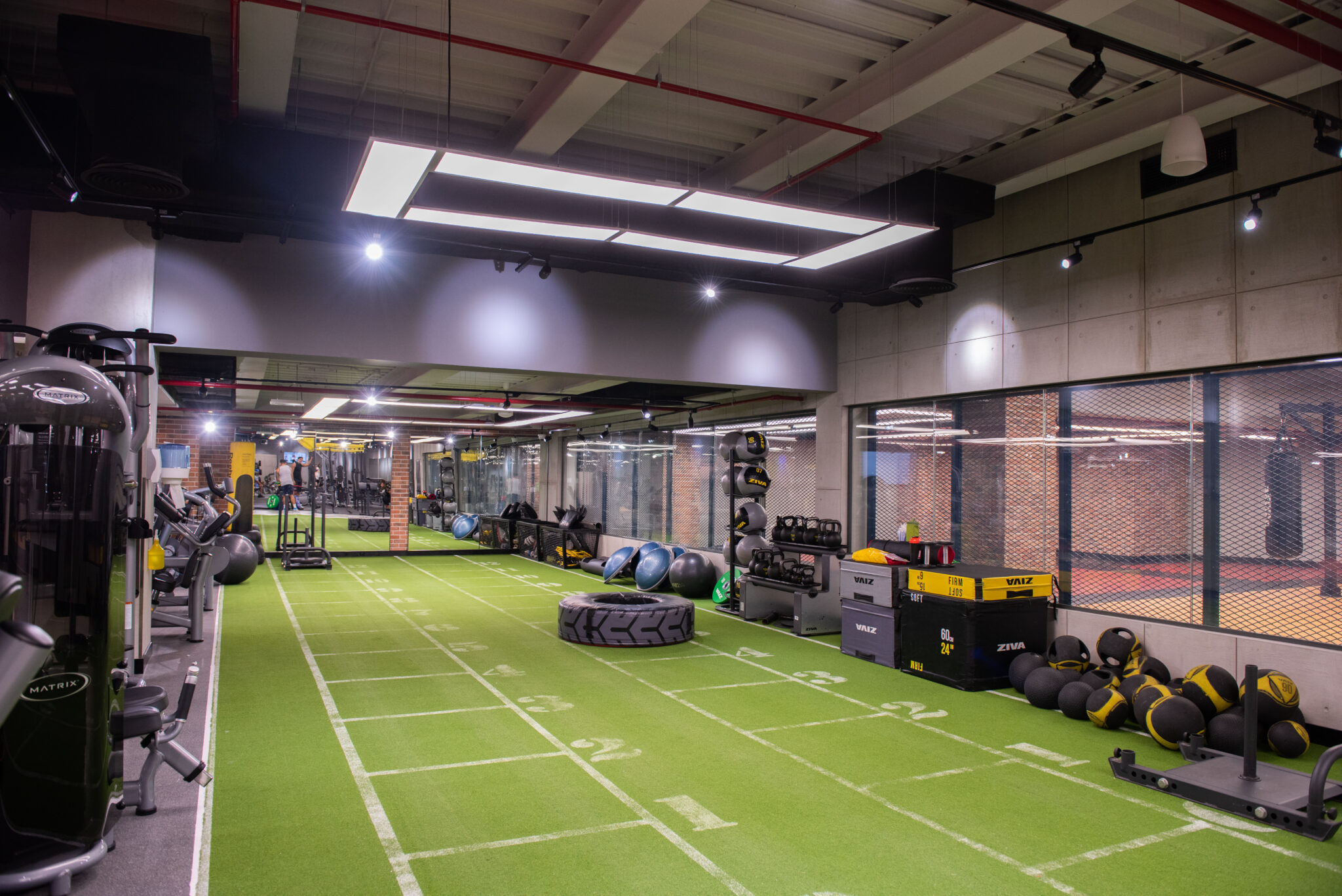 Reef Mall – Ladies Only Gym – Uform Fitness